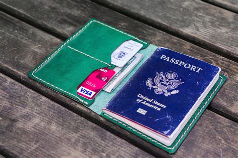 No06 Hand Stitched Leather Passport Wallet Green Galen Leather