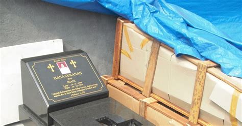 Kuburan Kristen Modern Model Makam Kristen Harga Makam Granit
