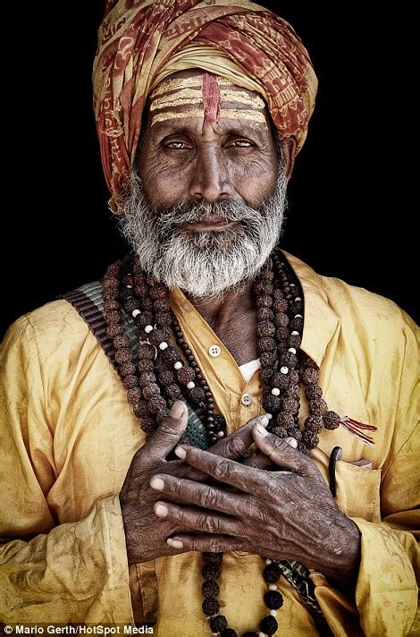 The Hindu Holy Men Who Shun Home Comforts In Favour Of A Life Spent In