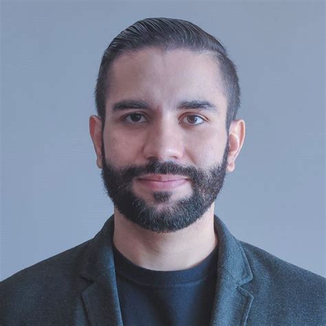 About Vinicius Carvalho Medium