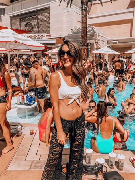 Vegas In 48 Hours Its All Chic To Me Houston Fashion Blogger Style Blog Houston Fashion
