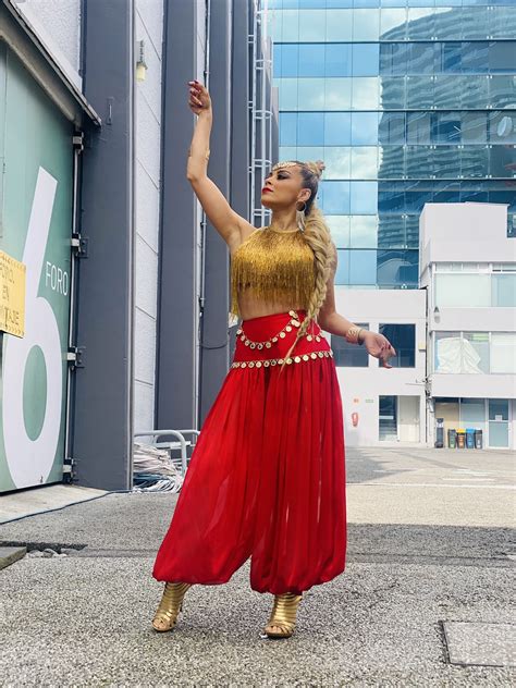 Gaby Ramírez s feet