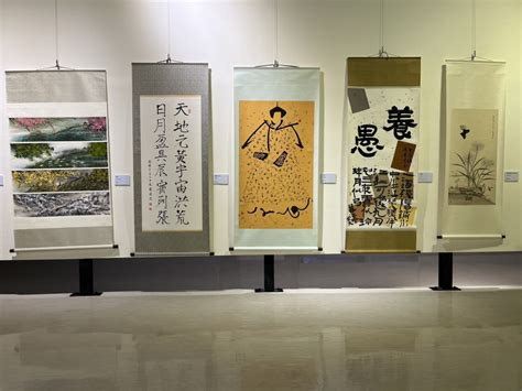 世界華人暨兩岸詩詞書畫名家邀請展 即日起登場 百位名家以詩書畫詮釋《春江花月夜》 蕃新聞