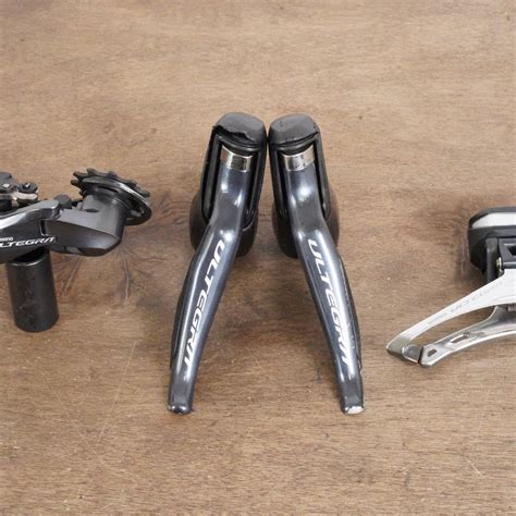 Shimano Ultegra R8050 Di2 11 Speed Electronic Rim Brake Road Groupset