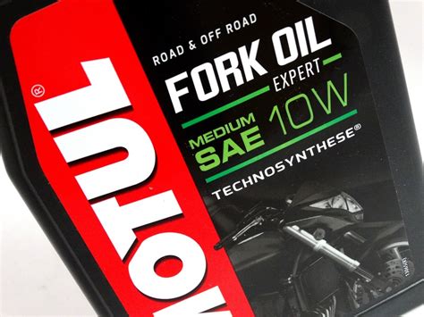 Купить МАСЛО ДЛЯ АМОРТИЗАТОРОВ MOTUL FORK OIL 10W MEDIUM 1L: отзывы ...