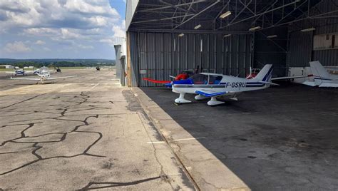 Les riverains de l aérodrome d Aix en Provence s inquiètent de l extension prochaine du site ici