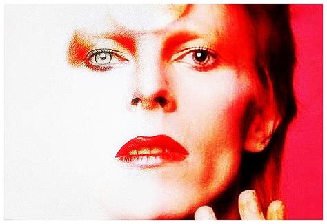 Неуютен блог Rip David Bowie