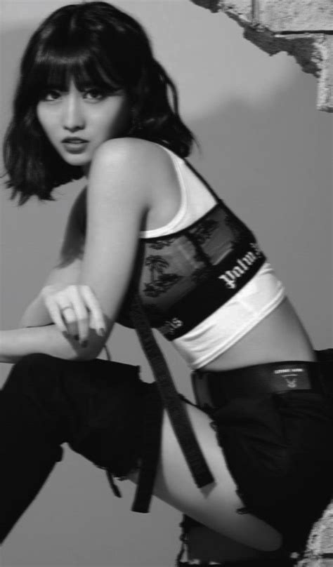 Momo Hirai Aesthetic Icon