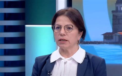 Esin Köymen Kimdir Halk Tv Konuğu Esin Köymen Kaç Yaşında Nereli