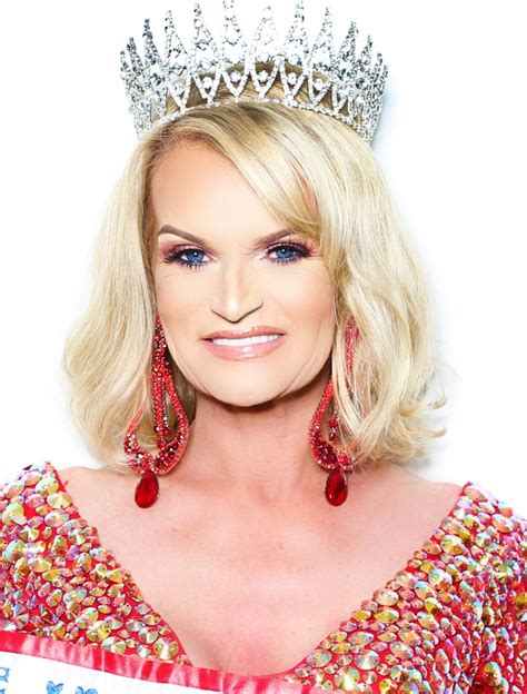 Robin R Woman Of Achievement