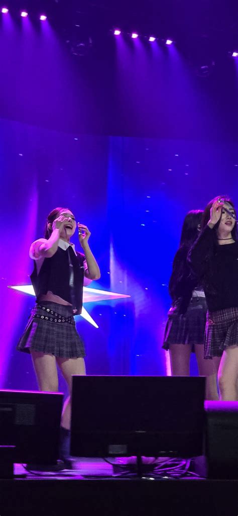 오늘 토네 우는 사진  연예인잡담 에펨코리아