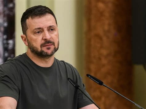 Wołodymyr Zełenski przyleci do Polski Chodzi o Wołyń Wprost