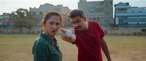 Yumna Zaidi Shines In The Trailer For Nayab