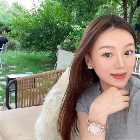 Yiling Yang Business Manager Hong Kong Boruiyuan Co Ltd Linkedin