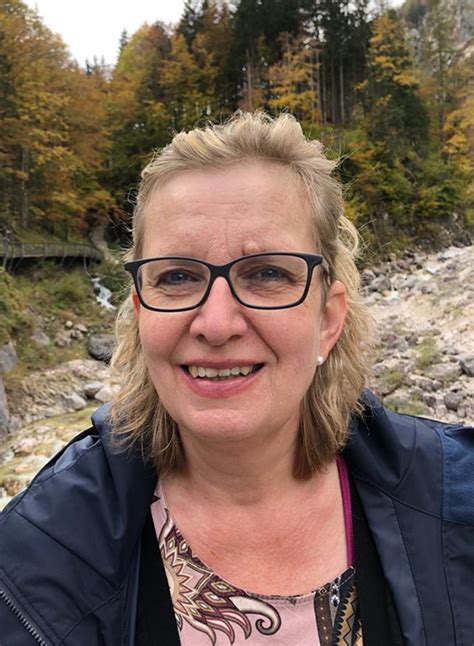 Andrea Eiseles Instagram Twitter And Facebook On Idcrawl