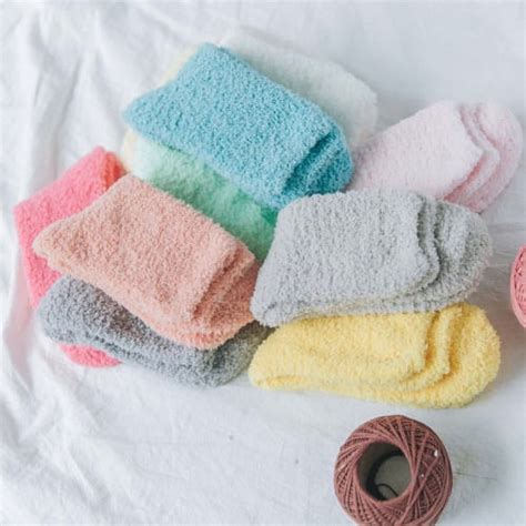 Sunjoy Tech Women Fuzzy Fluffy Cozy Slipper Socks Warm Soft Winter