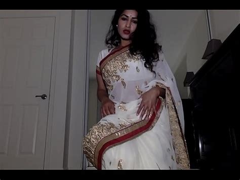 Desi Dhabi In Saree Getting Naked And Plays With Hairy Pussy XVIDEOS