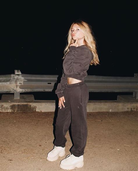 Pingl Par Taylor Sur Haley Sullivan