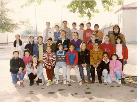 Photo De Classe Cm2 De 1992 Ecole Andre Jullien Donzere Copains D