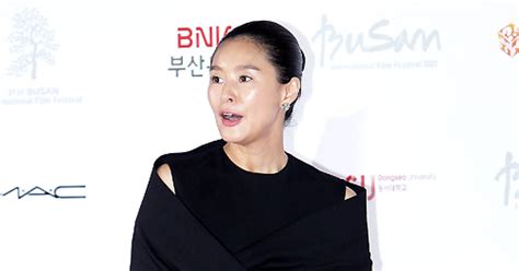 포토엔 예지원 아무나 소화못하는 독특한 드레스부산국제영화제