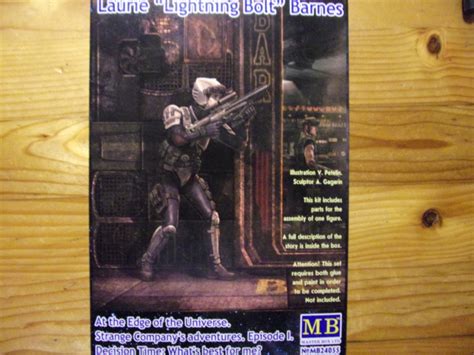 At The Edge Of The Universe Master Box 124éme Mb24055 Laurie