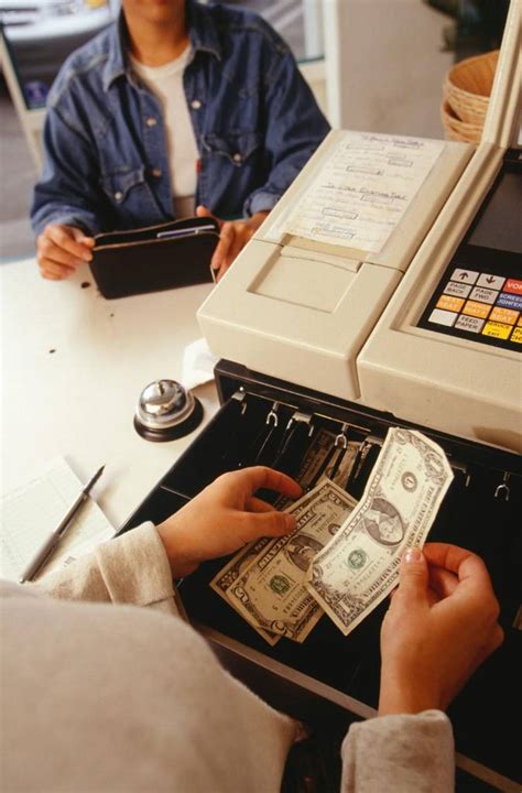 El Salario Mínimo En California Volverá A Subir En 2024 ¿es Suficiente
