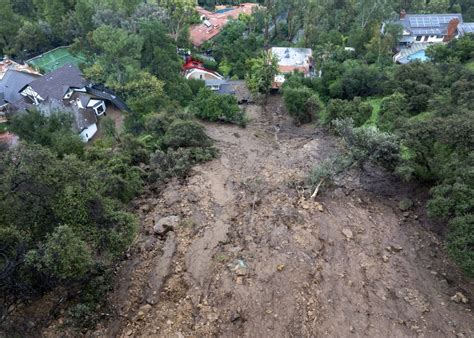 California Atmospheric River Update Cars Seen Trapped In Mudslides