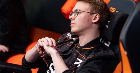 Fnatic żegna dwóch wspierających Transfer Polaka kwestią czasu