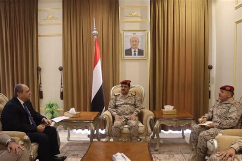 تحرك عسكري يمني مصري بعد حوادث اختطاف السفن وتهديد باب المندب وقناة