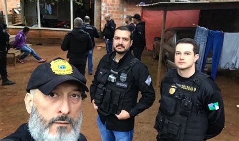 Polícia Civil Faz Operação Contra O Tráfico De Drogas No Cará Cará