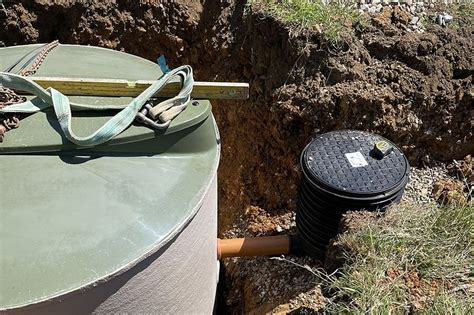 Изкопни услуги извозване на земна маса изграждане на метални конструкции и елементи