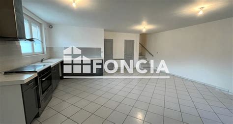 Maison 4 Pièces T4 F4 79 53 M² à Vendre 232000 € Croix Chapeau 17220