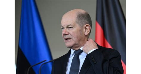 Шолц отхвърли думите на Мъск че само крайнодясна партия може да спаси Германия