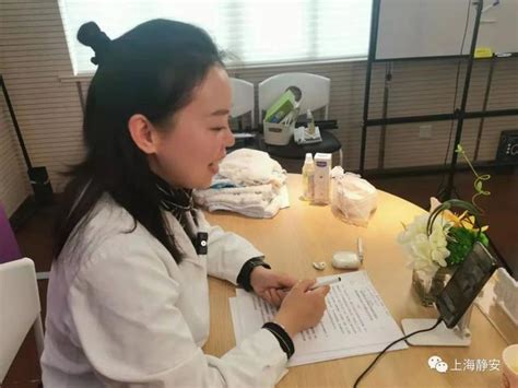 当孕产妇遇上封控还好有这波干货满满的网课答疑解惑→