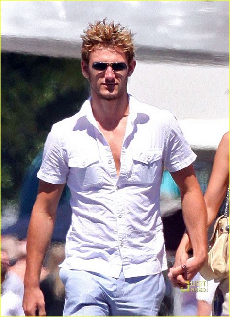 Alex Pettyfer I Am Number Four Photo 15511018 Fanpop