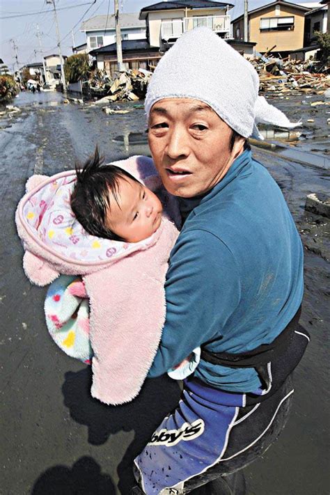廢墟出奇蹟女嬰獲救 瓦礫堆中傳哭聲 毫髮無傷 蘋果日報•聞庫