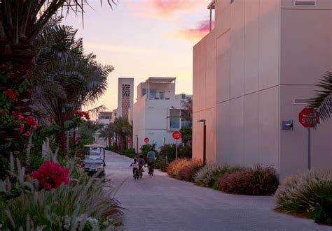 The Sustainable City Der Glücklichste Stadtteil Dubais Dubai De