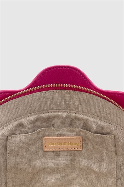 Suri Shell Bag Flamingo The Wolf Gang