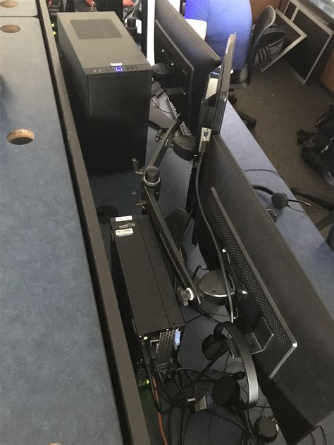 The Comparison R Absoluteunits