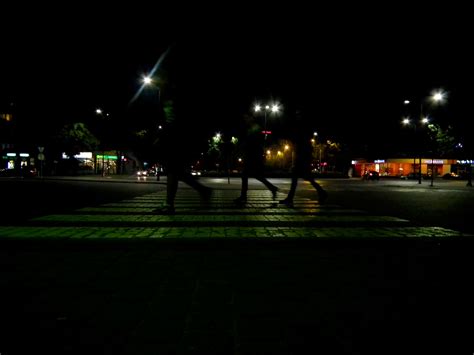 2048x1280 Night Sky Theme Picture Coolwallpapersme