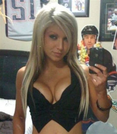 Girls With Nice Racks 60 Pics
