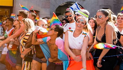 5 Things Straight People At Pride Need To Know About Being A Good Ally