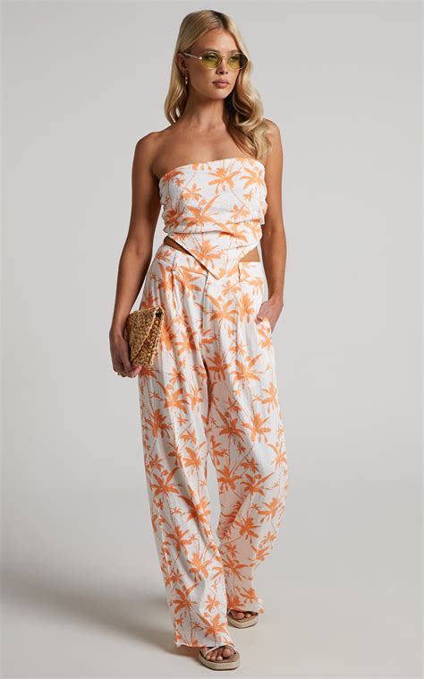 Fayella Top Strapless Scarf Bandeau Top In Orange Palm Showpo