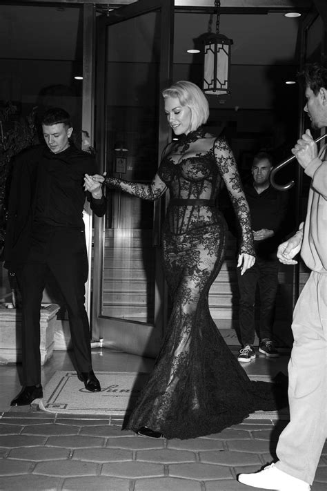 Hannah Waddingham Wears Bespoke Suzanne Neville To The Golden Globes 2024