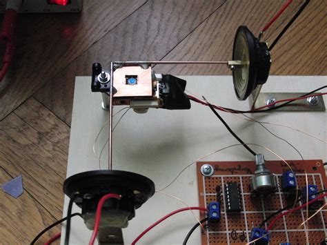 Scanning Laser Microscope With Arduino Trybotics