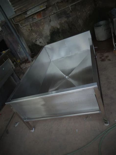 Universal Stainless Steel Pot Wash Unit At ₹ 28000piece In Kochi Id