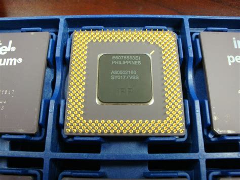 Intel Pentium A Sy Mhz Processor Gold Ebay