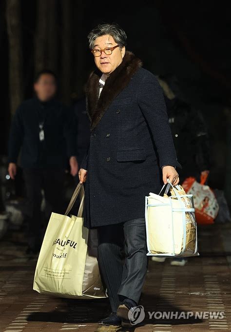 보석으로 석방된 김성태 쌍방울 전 회장 연합뉴스