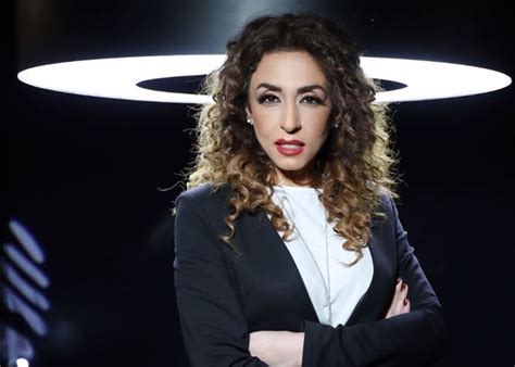 الإعلامية رولا حداد هذا ردي على تجني التيار