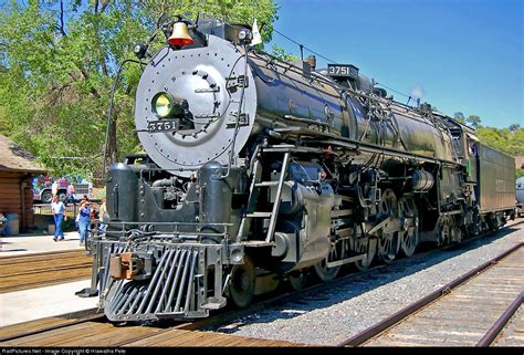 Railpicturesnet Photo Atsf 3751 Atchison Topeka And Santa Fe Atsf Steam 4 8 4 At Grand Canyon
